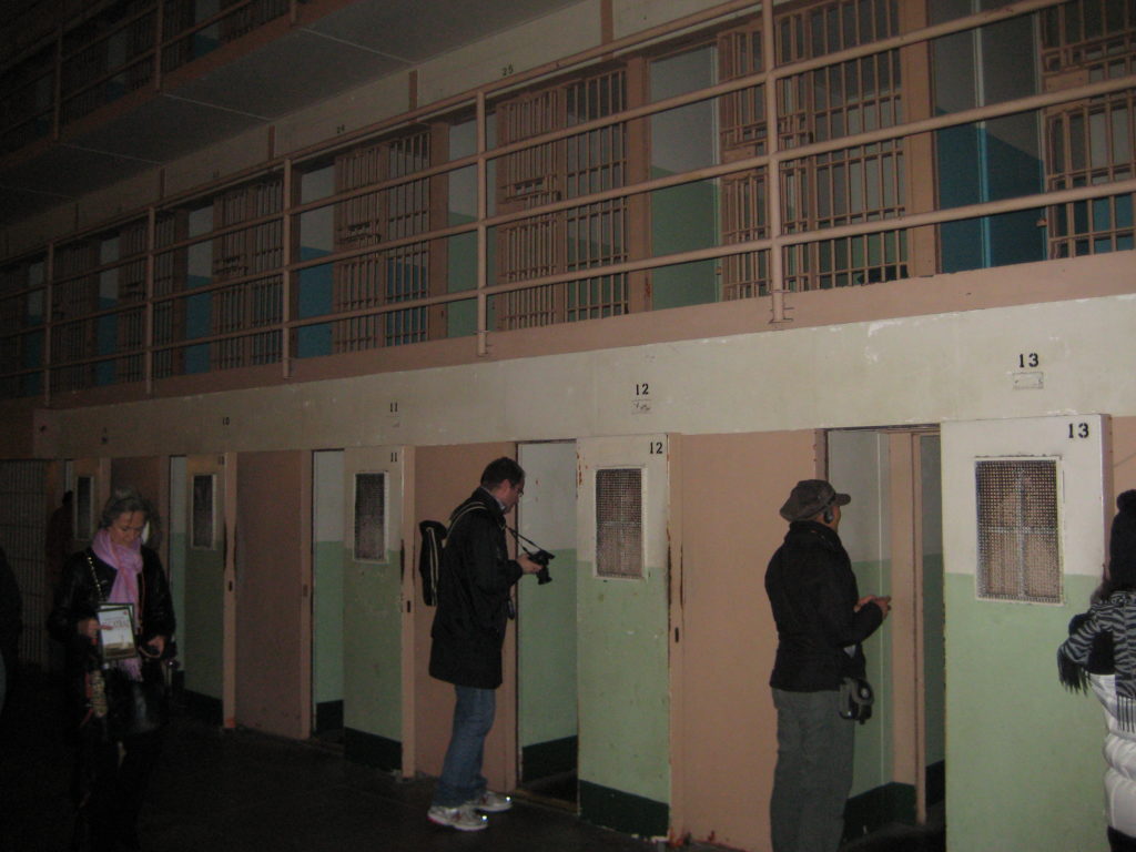 Alcatraz Night Tour: An Inside Look At A Night in Alcatraz - San ...